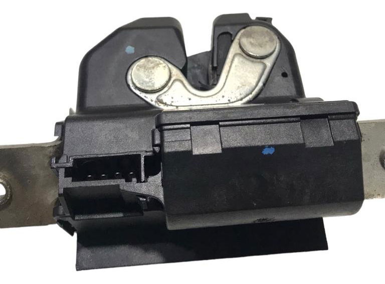 Fechadura Tampa Traseira Idea Punto Bravo Fiat 500 55701971